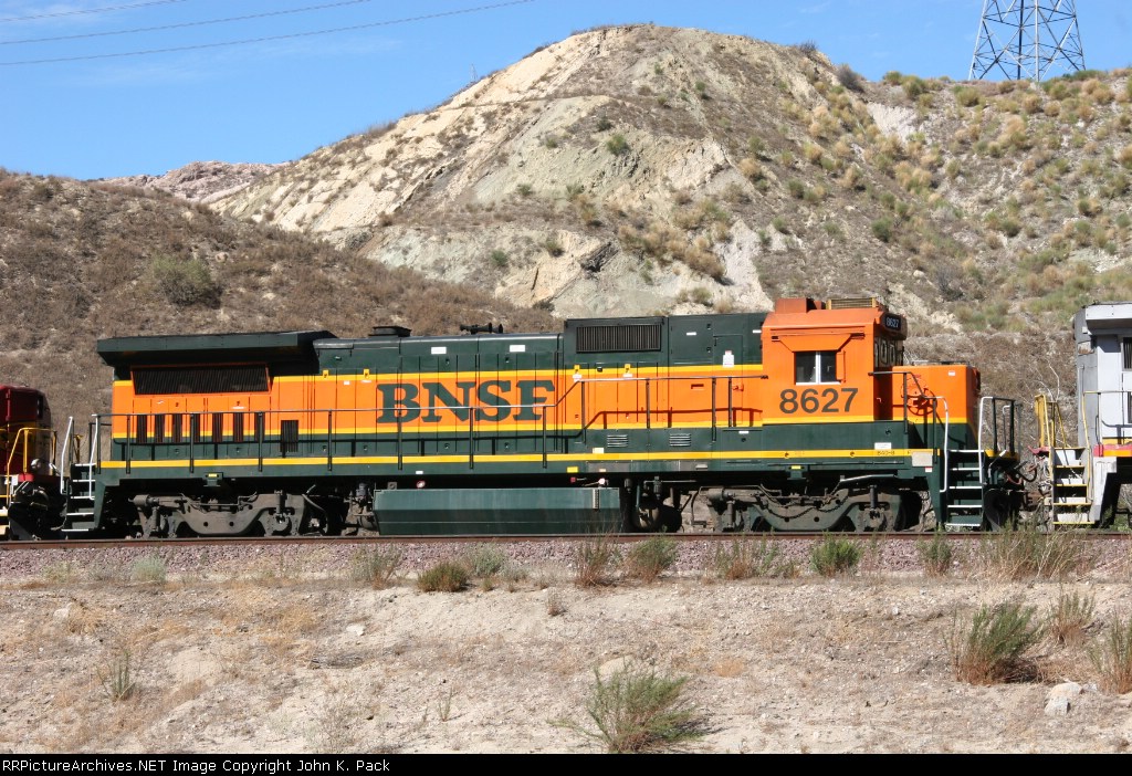 BNSF 8627